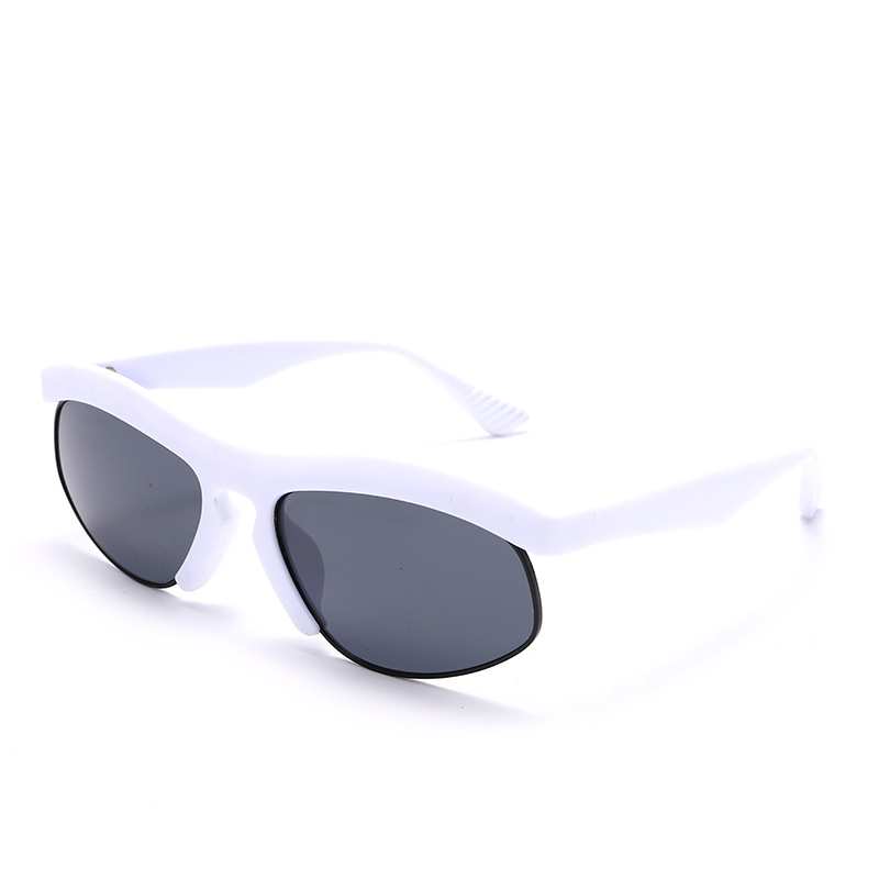 B9098 Simple and stylish glasses for men and women. ... Buy on FlyLink